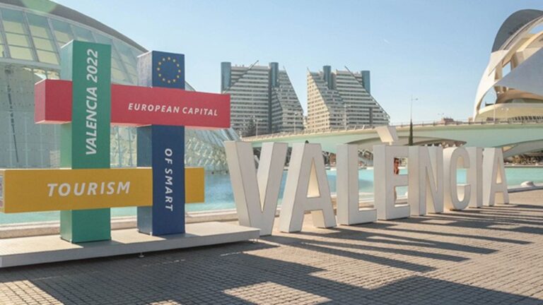 Valencia’s Sustainable Tourism Awareness Campaign | Travel With Care